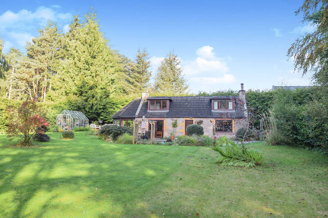 3 bedroom detached house for sale in Ardgilzean, Elgin, IV30 8XT