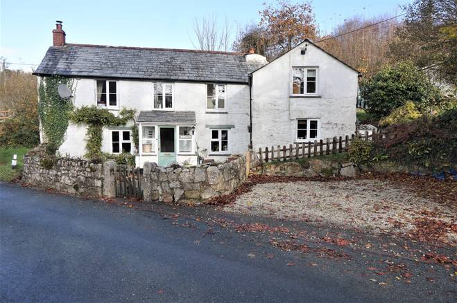 3 bedroom character property for sale in Millpool, Bodmin, PL30 4HZ