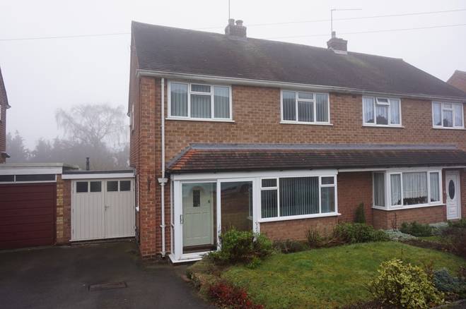 3 bedroom semi-detached house for sale in Bredon View, Redditch, B97 5EA