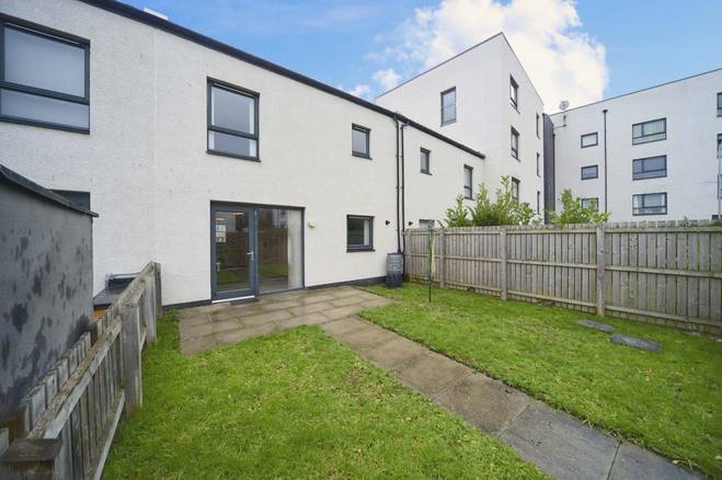2 bedroom terraced house for sale in Greendykes Road, Edinburgh, EH16 4GW