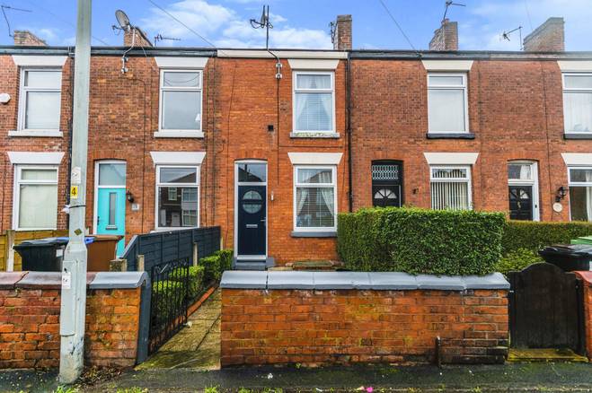 2 bedroom terraced house for sale in Greg Street, South Reddish, SK5 7LB