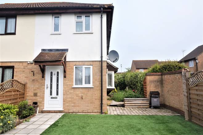 1 bedroom terraced house for sale in Jacksons Drive, Cheshunt, EN7 6HW