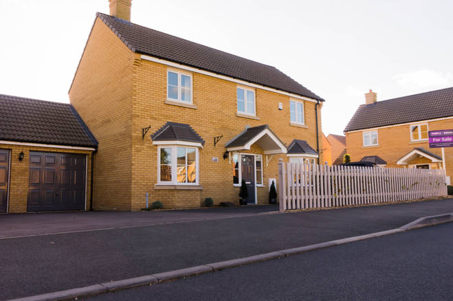 4 bedroom detached house for sale in Hillfield Road, Oundle, PE8 4QR