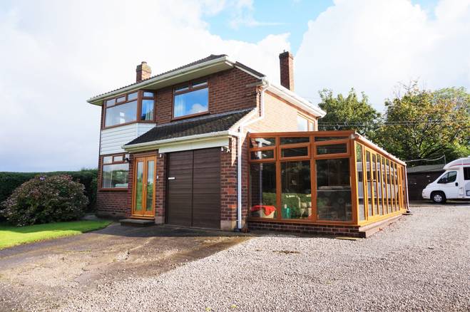 3 bedroom detached house for sale in Kinseys Lane, Ince, Chester, CH2 4NS
