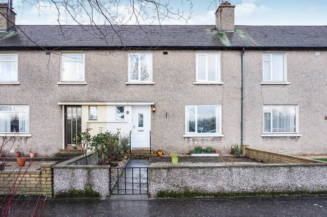 3 bedroom terraced house for sale in Bowhouse Road, Grangemouth, FK3 9JX