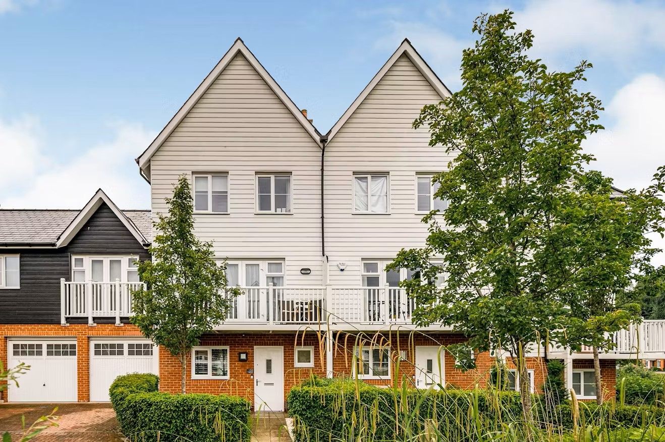 10 Houses & Flats For Sale in High Wycombe | Purplebricks