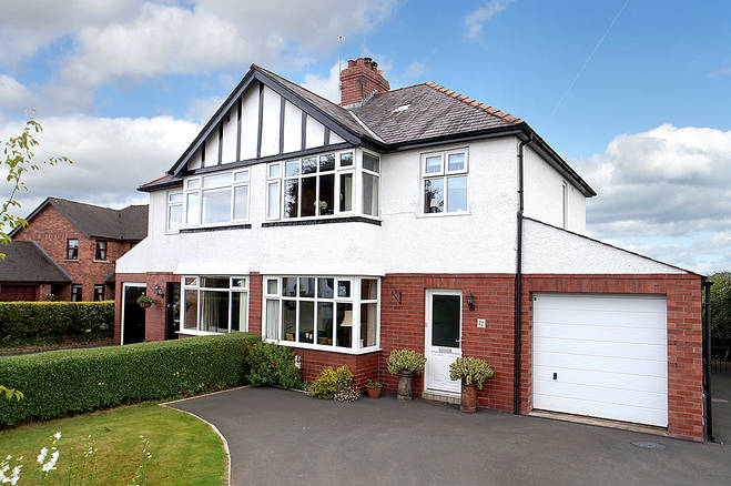 3 bedroom semi-detached house for sale in Scotby Road, Carlisle, CA4 8BD