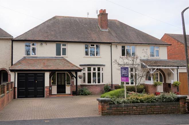 4 bedroom semi-detached house for sale in Belbroughton Road, Blakedown ...