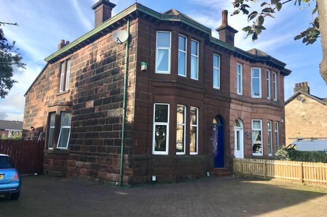 4 bedroom semi-detached house for sale in Carmyle Avenue, Glasgow, G32 8HJ