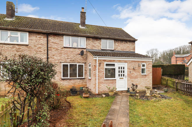 3 bedroom semi-detached house for sale in Park Close, Peterborough, PE8 6XW