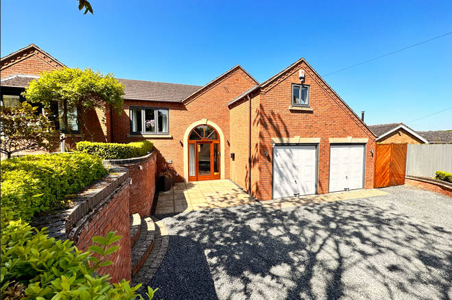 6 bedroom detached house for sale in Old Hill,, Flyford Flavell ...