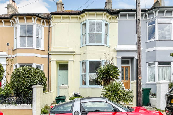 4 bedroom terraced house for sale in Montreal Road, Brighton, BN2 9UY