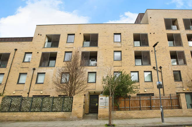 2 bedroom duplex to rent in 49 Commerell Street, London, SE10 0DZ
