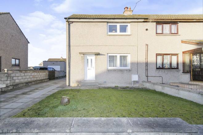 2 bedroom terraced house for sale in Cockburn Place, Elgin, IV30 4HY
