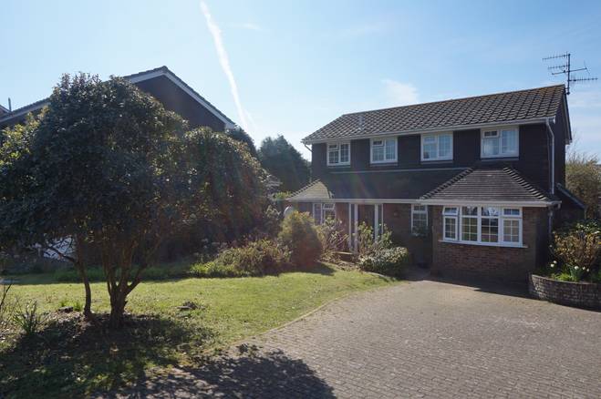 4 bedroom detached house for sale in Rustic Park, Peacehaven, BN10 7SW