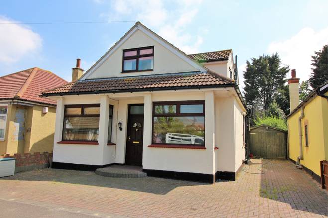 5 bedroom detached house for sale in Trinity Road, Southend-on-sea, SS2 4HJ