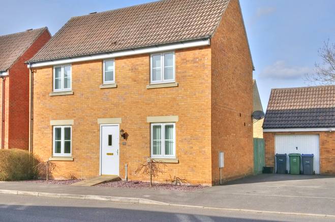 3 bedroom detached house for sale in Maunders Drive, Staverton, BA14 8UL