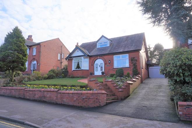 3 bedroom detached bungalow for sale in Winstanley Road, Billinge ...