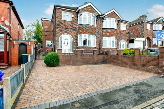 3 bedroom semi-detached house for sale in Birchgate Grove, Stoke-on ...