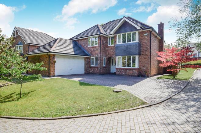 5 bedroom detached house for sale in The Brooklands,, Buck Lane, Hough ...