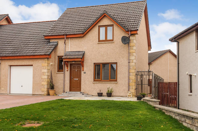 3 bedroom link detached house for sale in Birnie Circle, Elgin, IV30 6JD
