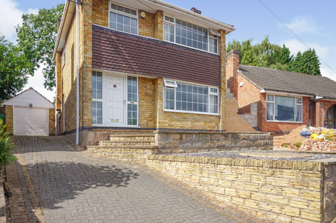 3 bedroom detached house for sale in Christina Crescent, Basford, NG6 8SH