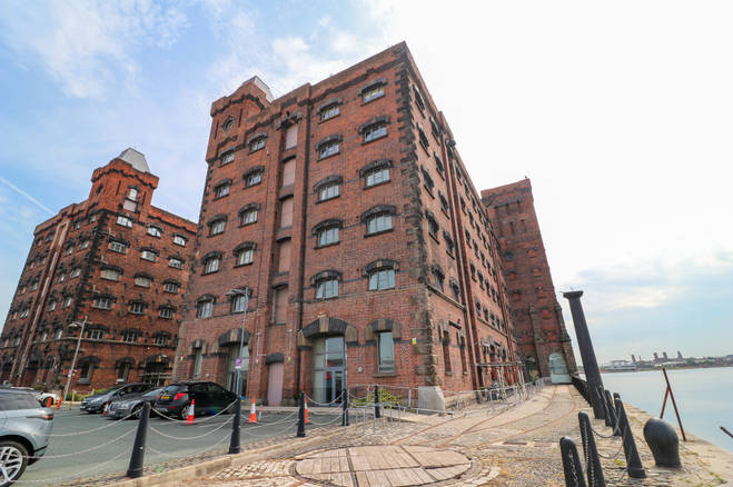 2 bedroom apartment for sale in Dock Road, Birkenhead, CH41 1DN