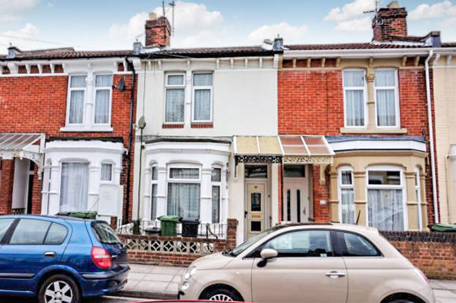 3 bedroom terraced house for sale in Funtington Road, Portsmouth, PO2 7LE