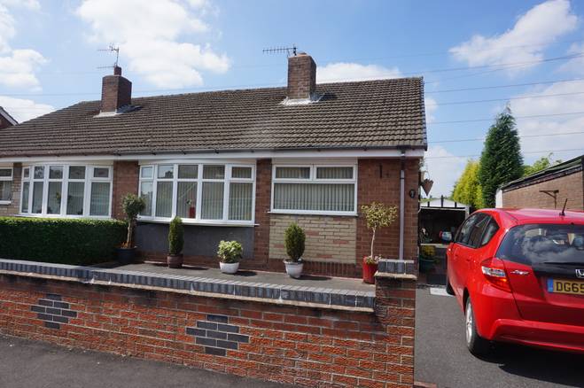 2 bedroom semi-detached bungalow for sale in Fishpond Way, Stoke-on ...