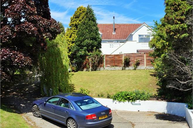 4 bedroom detached house for sale in Gronant Hill, Prestatyn, LL19 9SR