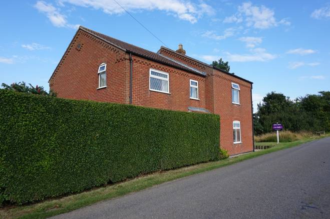 4 bedroom detached house for sale in Hedgehog Bridge, Boston, PE20 3SX