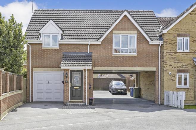 2 bedroom end of terrace house for sale in Reeves Way, Armthorpe ...