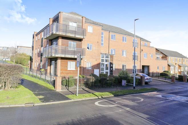 2 bedroom flat for sale in Swarcliffe Approach, Leeds, LS14 5JZ