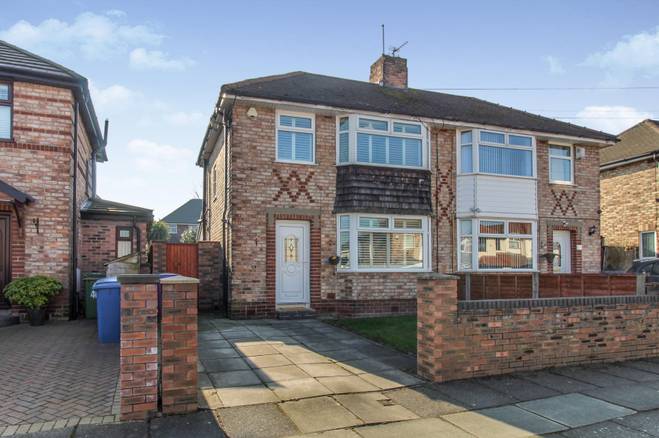 3 bedroom semi-detached house for sale in Francis Way, Liverpool, L16 5EW