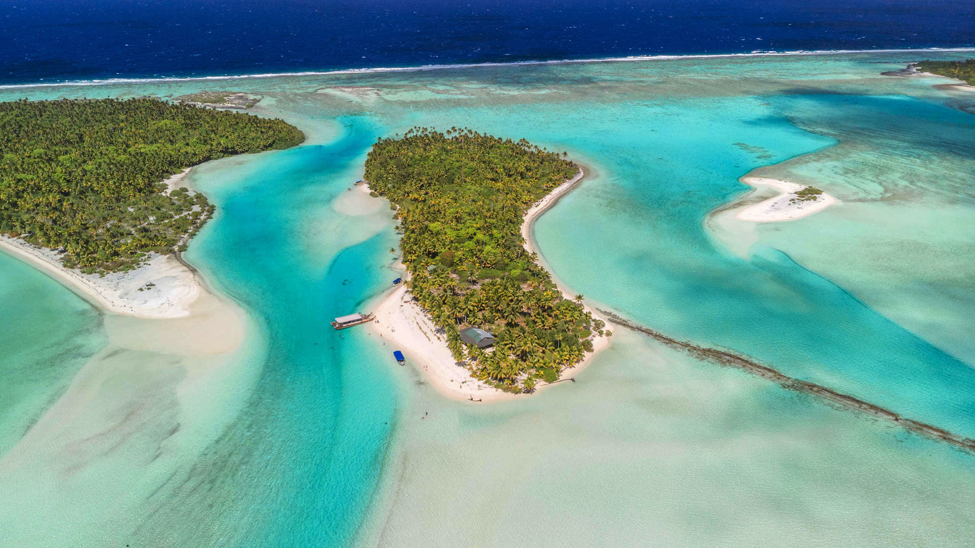 Aitutaki Day Explorer - Air Rarotonga