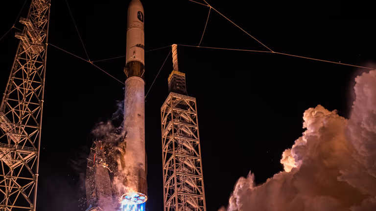 Blue Origin Aims for New Glenn Rocket Booster Landing and Moon Mission ...