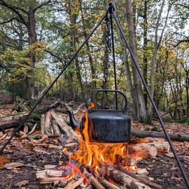 Cooking Equipment From Ray Mears