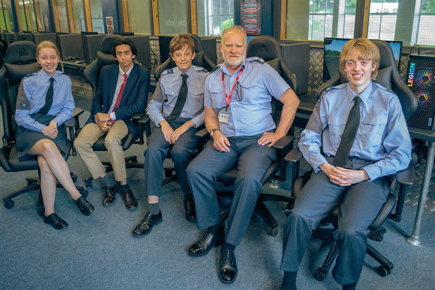 CCF Tests New Flight Simulators in The Loft - West Buckland School
