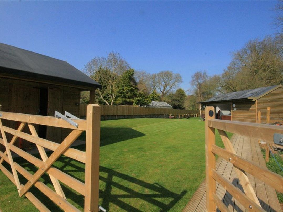 Malt Barn - Spacious Holiday Home In Oxfordshire | Elite Cottages