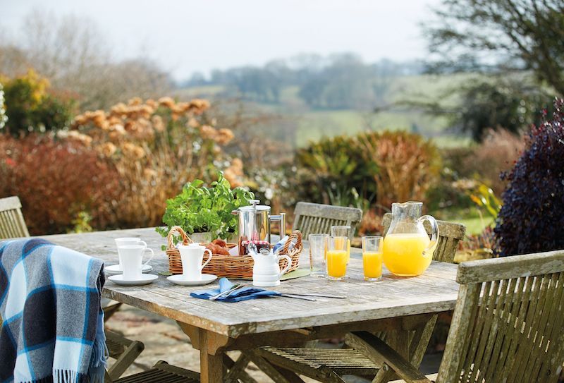 Benville Cottage - Luxury Thatched Cottage In West Dorset