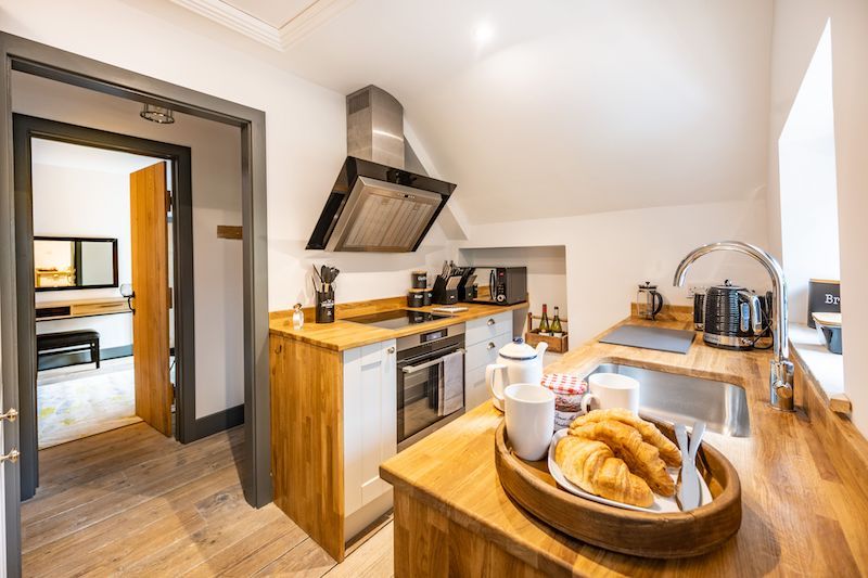 The Hideaway - Luxury Apartment In Norfolk | Elite Cottages