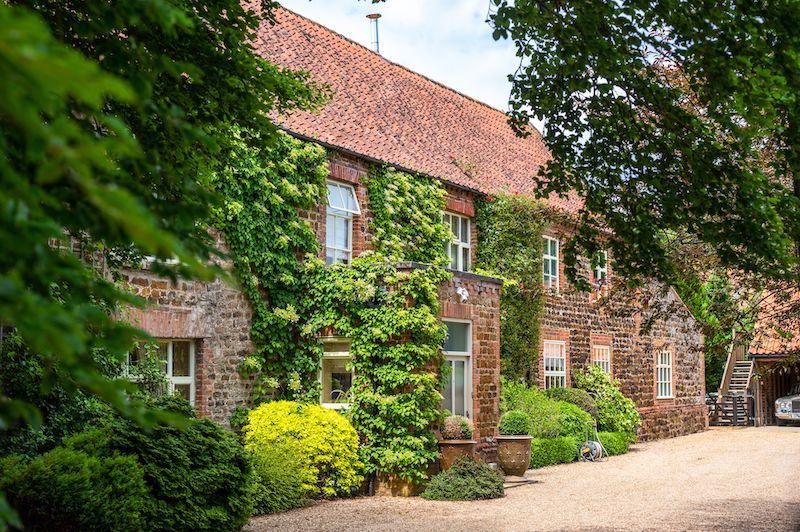 Ivy Farm - Luxury Cottage In Norfolk | Group Cottages With Pools