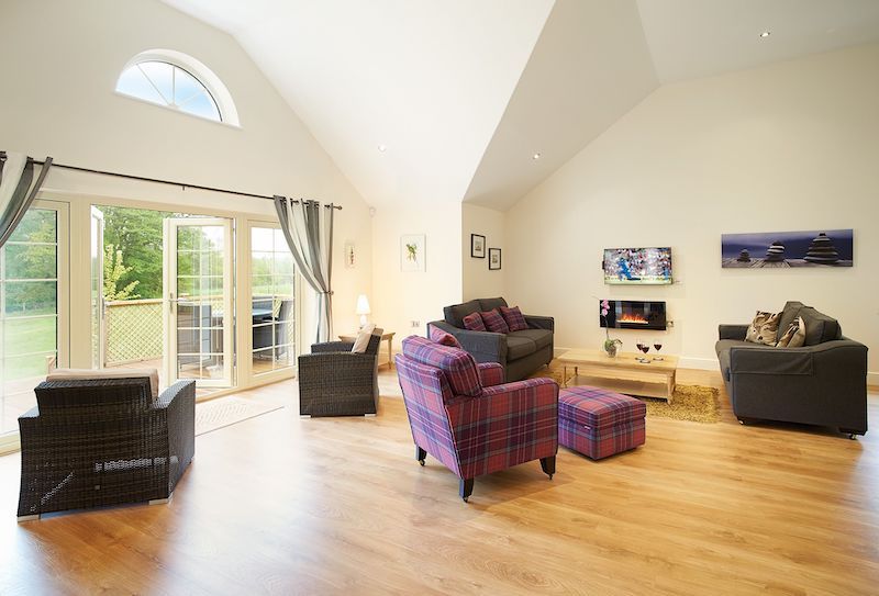 Brook Lodge - Luxury Cottage in Colne Valley, Suffolk