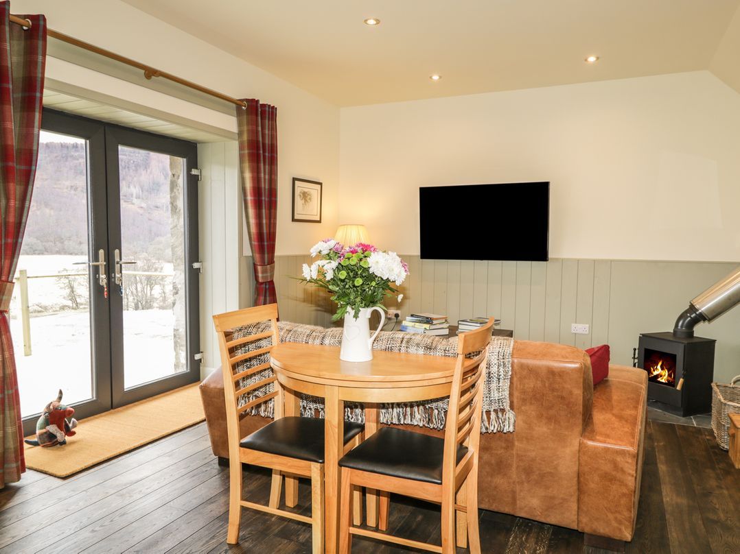 East Craigdhu Cow Byre - Romantic Retreat In The Highlands