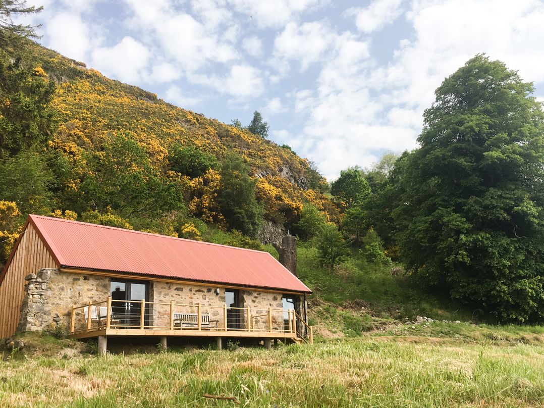 East Craigdhu Cow Byre - Romantic Retreat In The Highlands