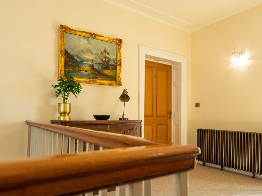 Old Rectory House - Luxury Holiday House For Groups, Wales