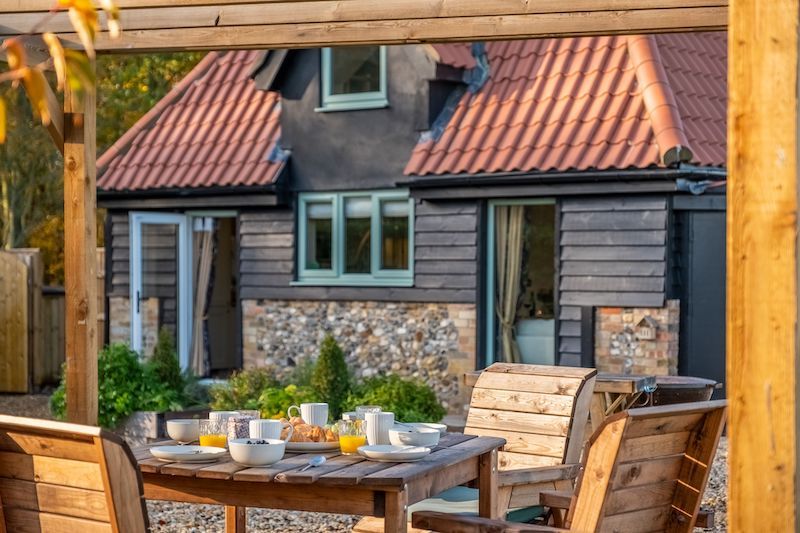 Bumblebee Cottage - Gorgeous Suffolk Holiday Cottage | Elite Cottages