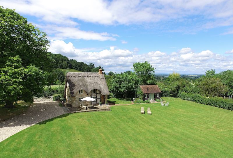 Field Cottage & Garden Room - Two Holiday Cottages, Worcestershire