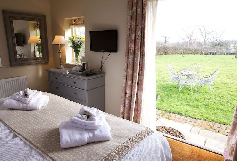 Field Cottage & Garden Room - Two Holiday Cottages, Worcestershire