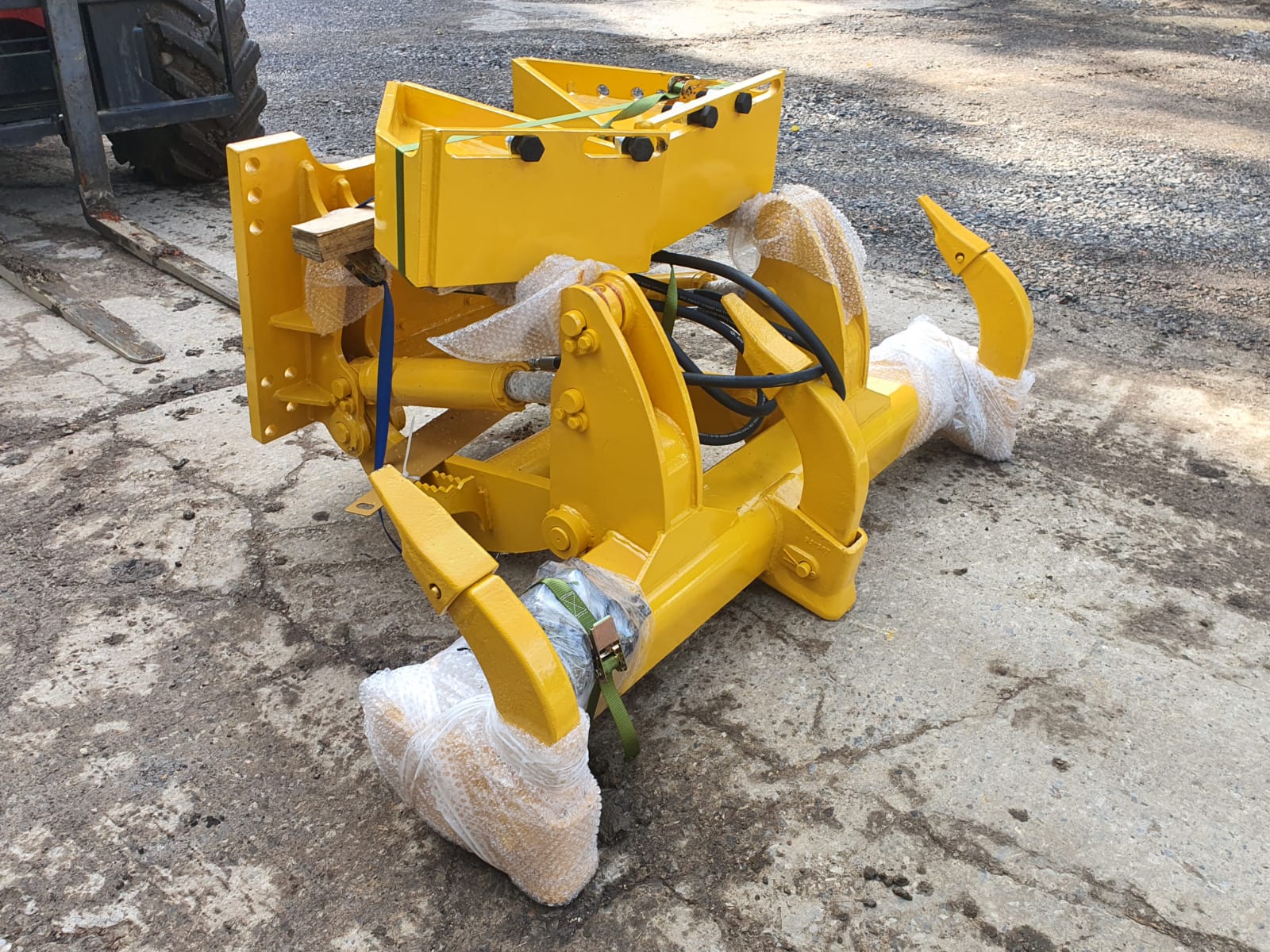 Ripper - D39 / D37 - Red Bull Equipment